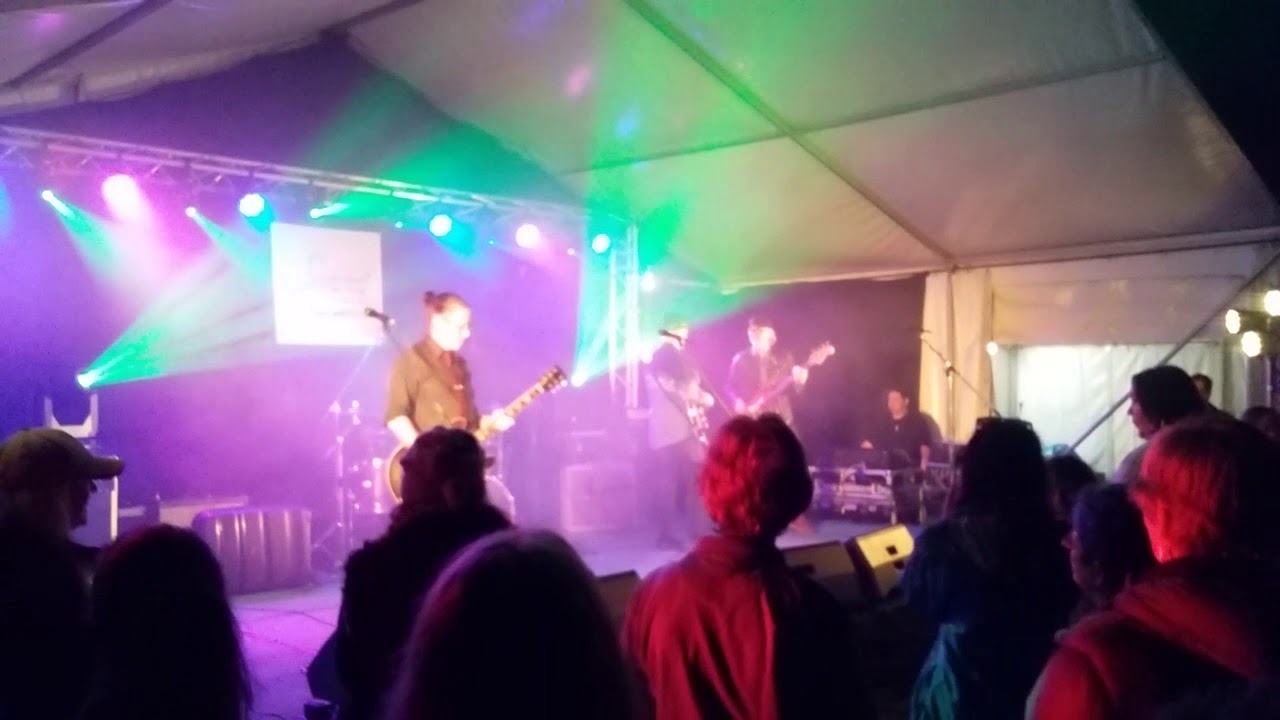 Russell Morris & band at the Macarthur Music In The Vines 2020 - It's ...