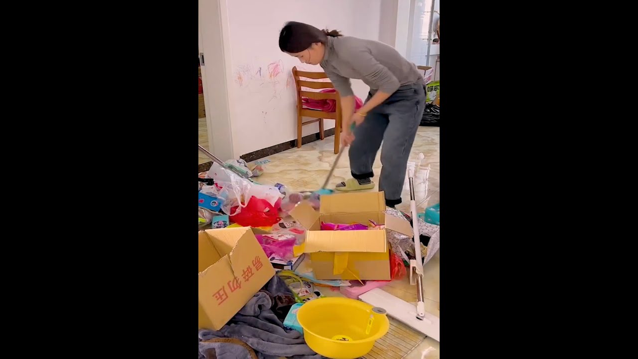 #Deep Cleaning Let's clean the house together today I'm really tired ...