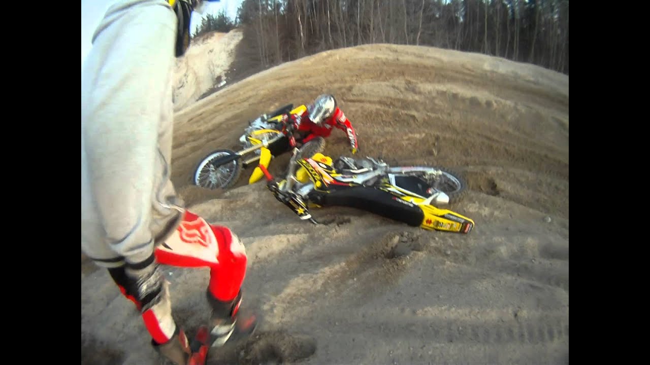 Double Fail!! Epic dirt-bike crash!! - YouTube