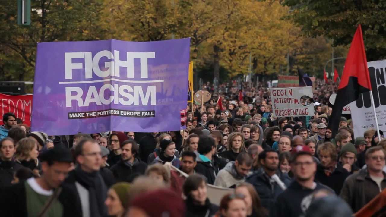 Refugee Protest March - Still on the Move! - YouTube