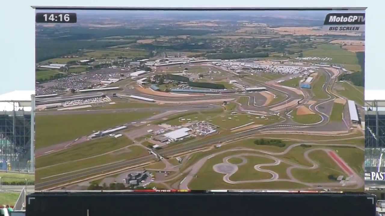 MotoGP - Qualifying 2, Luffield Corner - Silverstone 2013 - YouTube