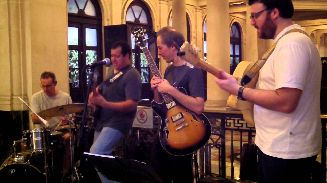 Mauro Hector Trio e Daniel Simonian - All Blues - YouTube