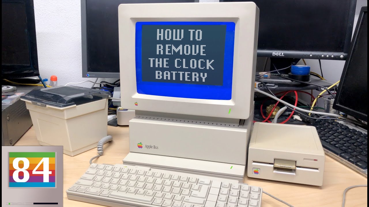 How to remove the clock battery from an Apple IIgs (Quick Tutorial ...