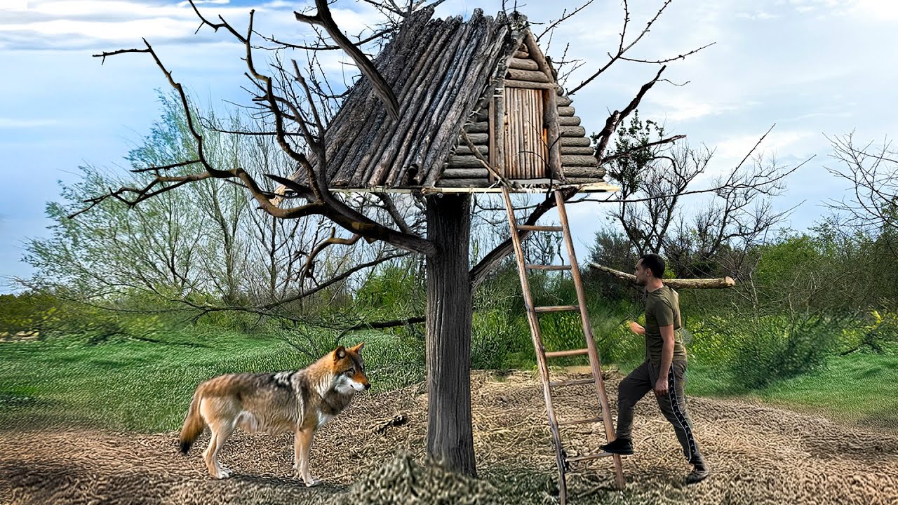 BUSHCRAFT TREEHOUSE - Building a Wooden Shelter in the Forest - Solo ...