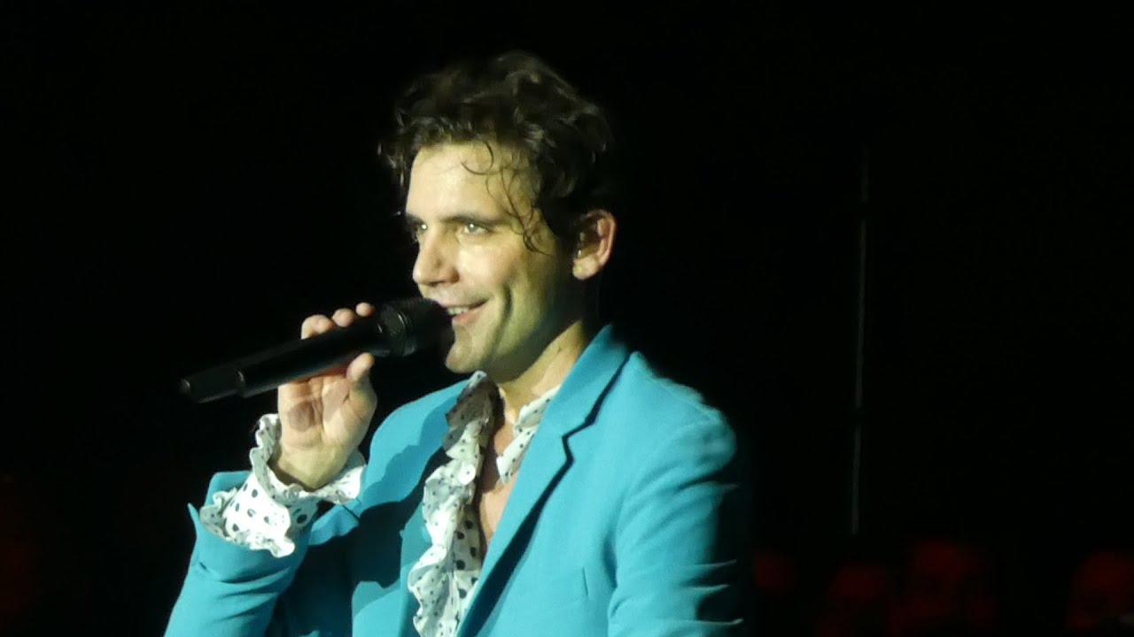 Mika à Paris Bercy | Best of (2019) - YouTube
