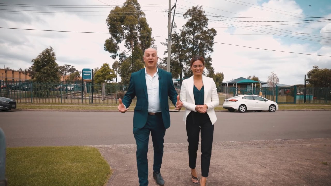 16 Mimika Ave, Whalan - David Frendo R&W Real Estate - YouTube