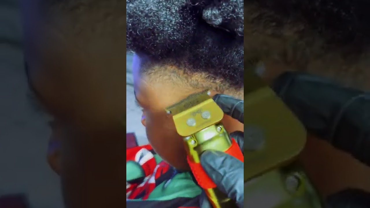 STYLECRAFT SABER 🤯🔥🔪💈SUPER SHARP TRIMMER. #stylecraft #barber #haircut ...