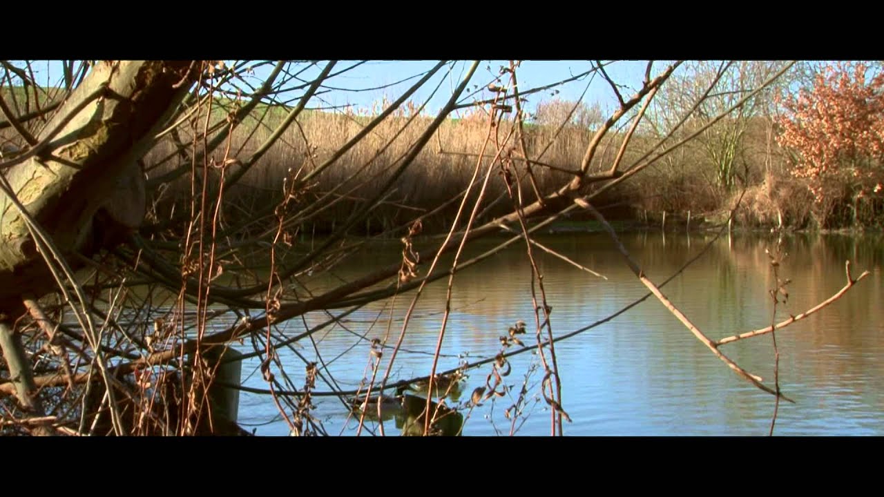 Didcot Glidetrack Ladygrove lakes.mov - YouTube