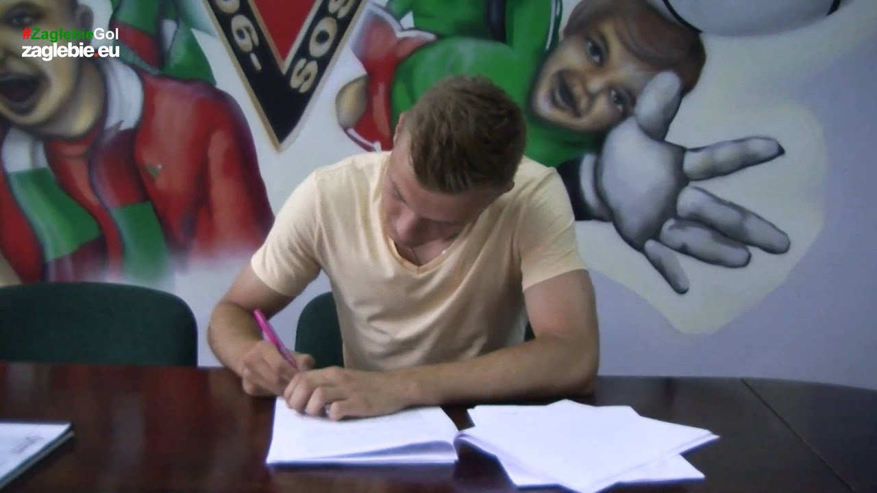 Dawid Witkowski podpisał 3-letnią umowę - YouTube