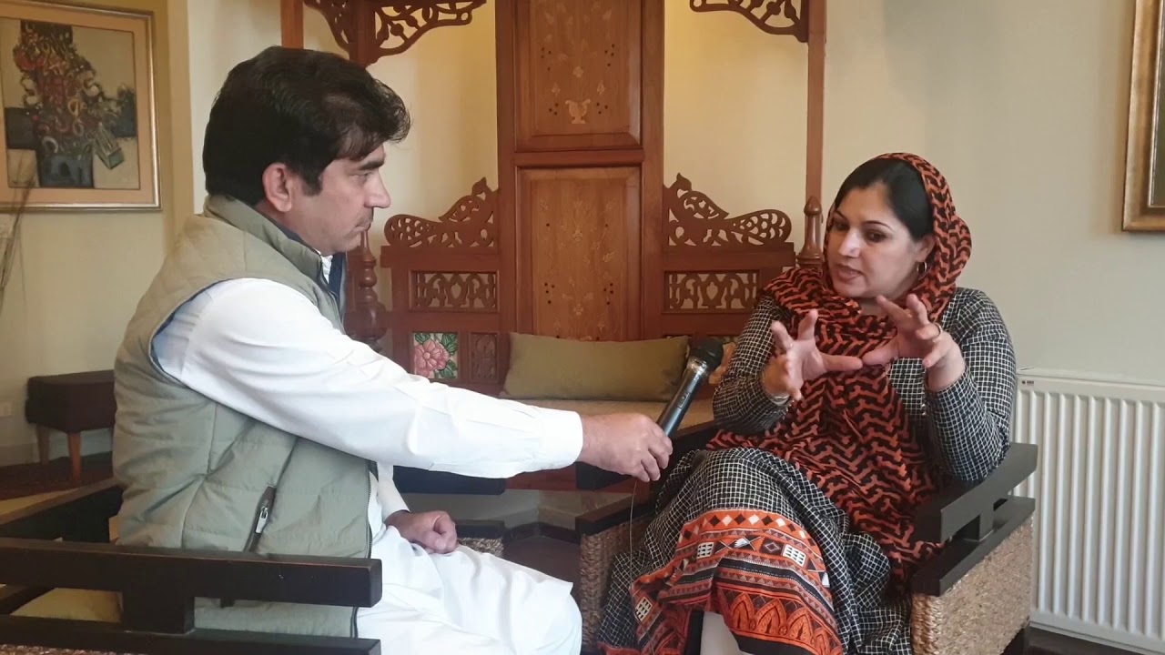 Rights activist Miss Shad Begum regarding women participation in Azadi ...