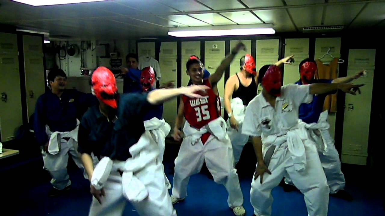 LG Engine Crew dance group - YouTube