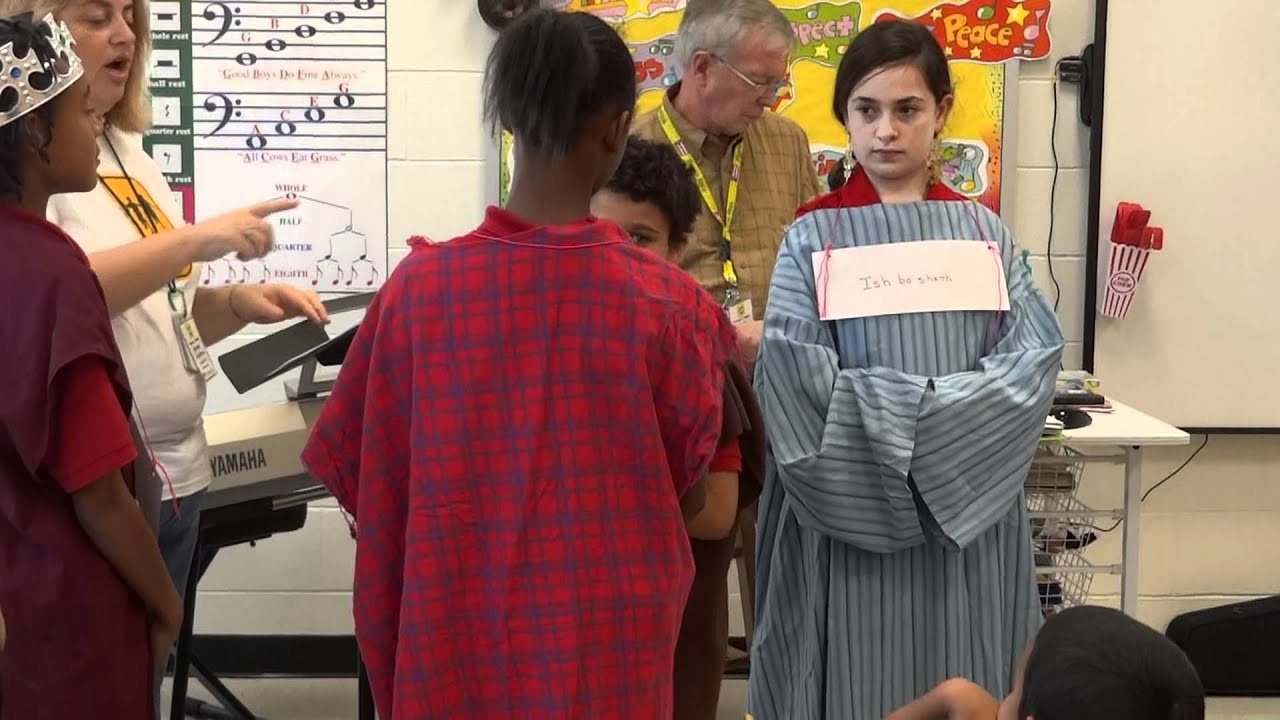 Children portraying death of Abner, as David becomes king - YouTube