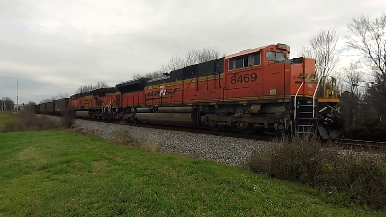 Slack Action! NS Coal Train Stops and Restarts - YouTube