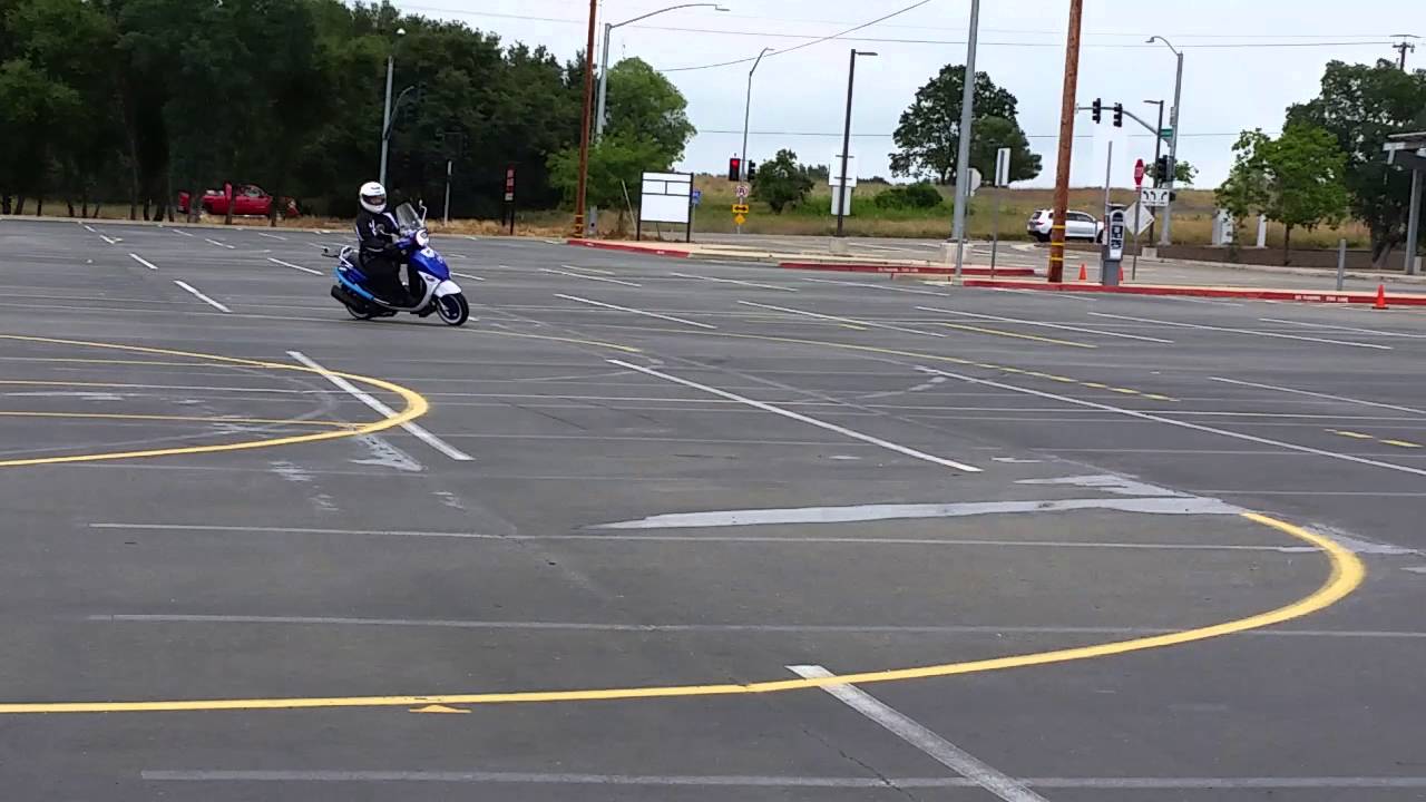 New rider on first day with new Genuine Buddy 170i scooter. - YouTube