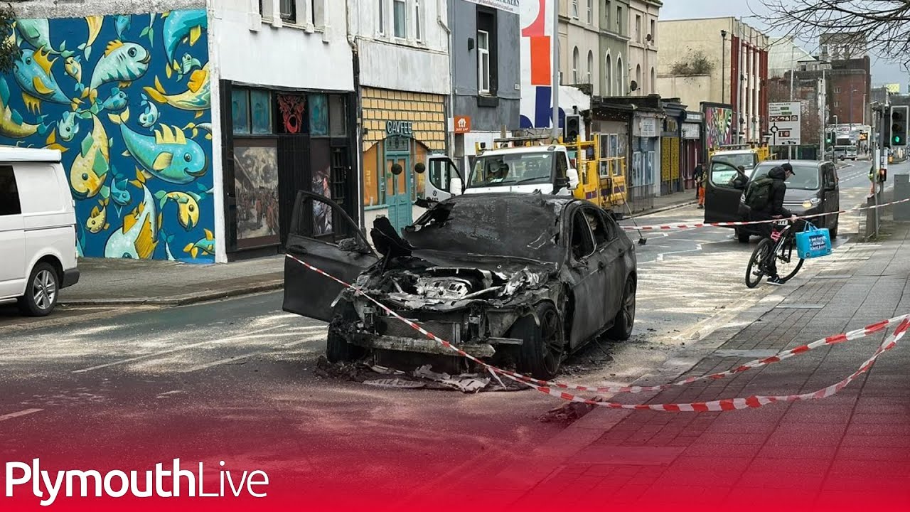 Dramatic car inferno aftermath as BMW destroyed - YouTube