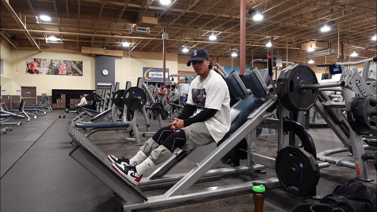 Cut Day 11 - Leg Day (Quad emphasis) - Natural Bodybuilding - YouTube