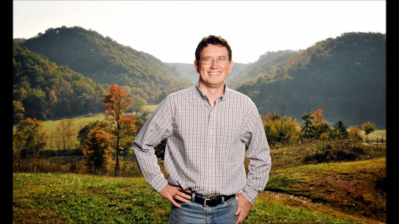 Congressman Massie discusses Amexit H R 1205 - YouTube