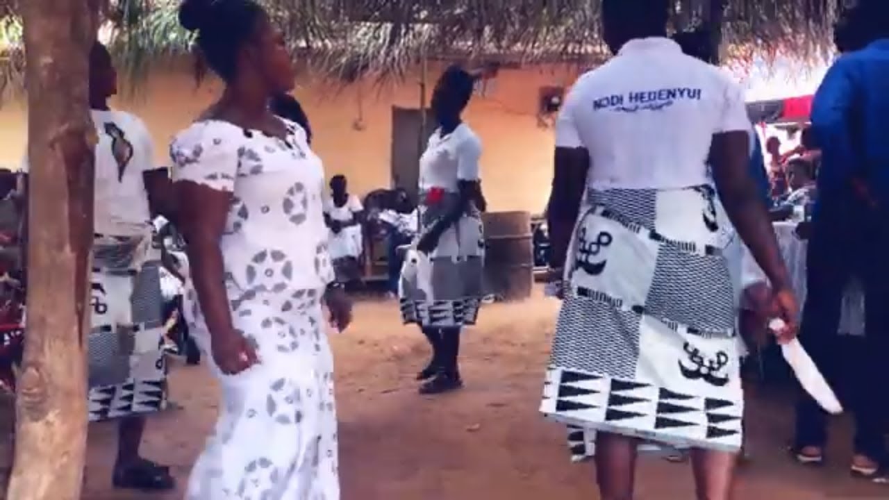 African Traditional Music and Dance (Borborbor) - YouTube