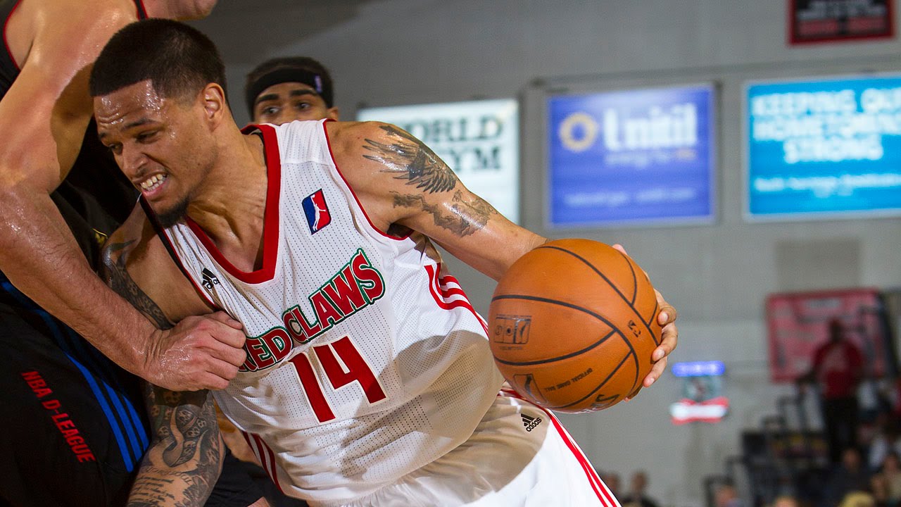 Chris Babb with 7 3-pointers vs. Sioux Falls Skyforce - YouTube