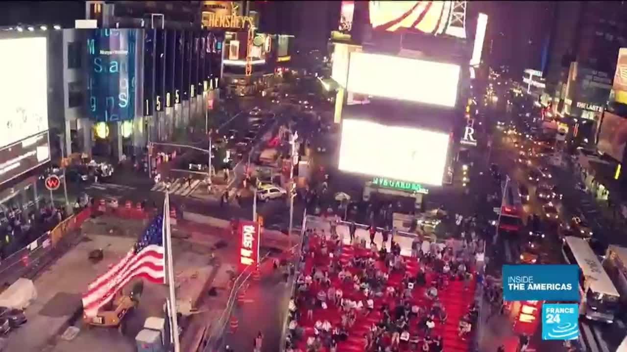 On Broadway: Backstage at Manhattan's famous theater district - YouTube