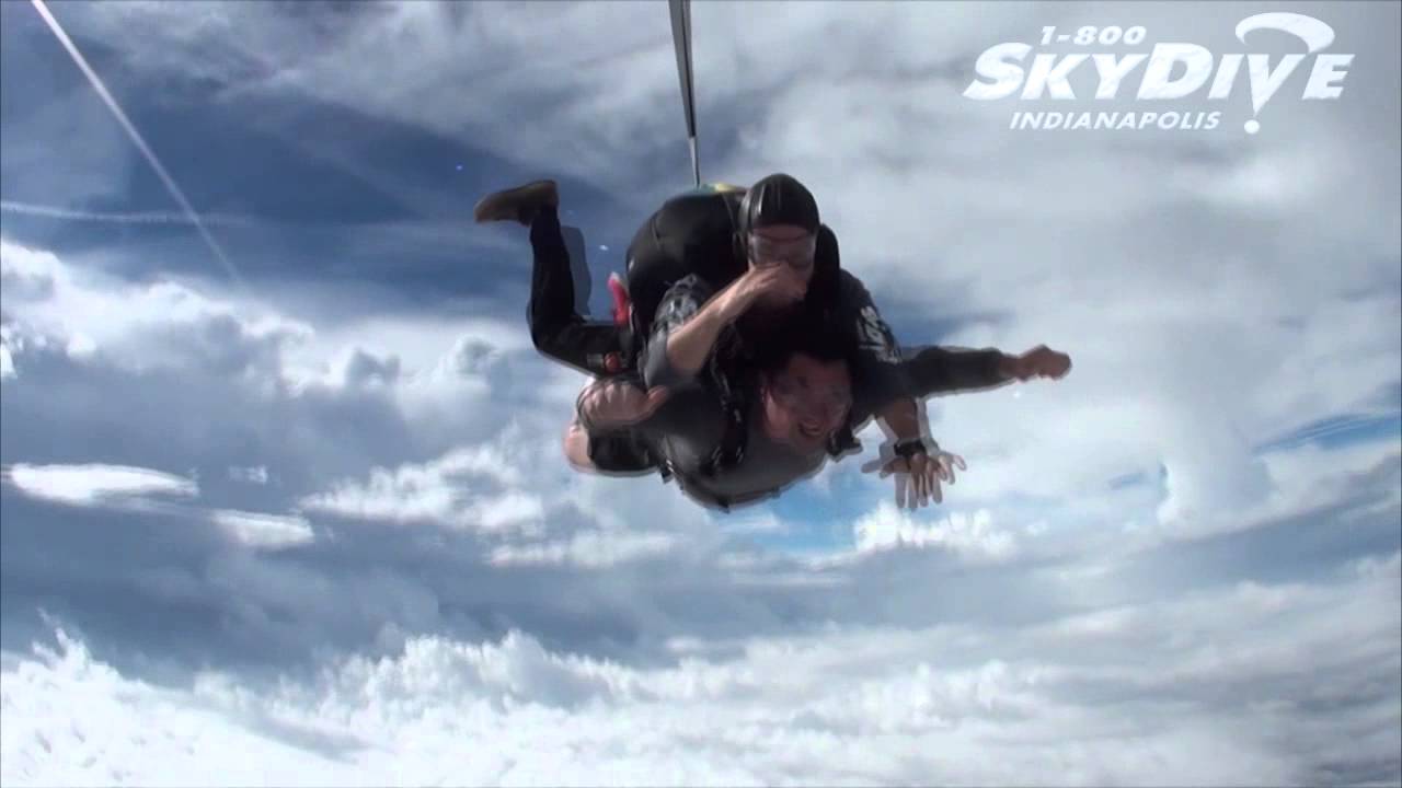 Winston Sleeth's Tandem skydive! - YouTube