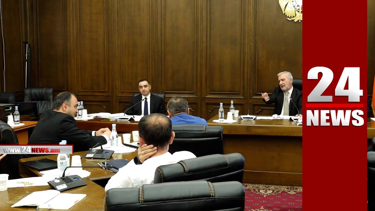 «Ձեր ձայնը մի բարձրացրեք «Ինձ մի ընդհատեք լեզվակռիվ Ա Քոչարյանի ու