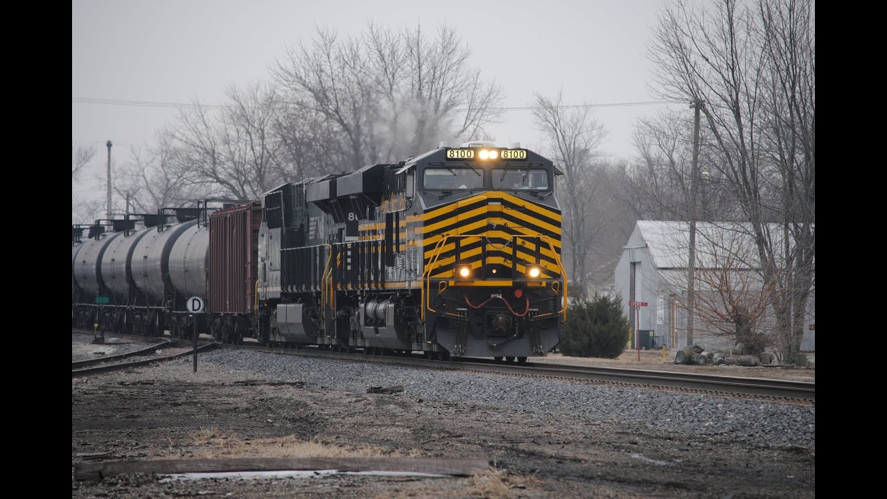 HD: Heritage Unit Weekend!! NS 8100 Nickel Plate & UP 1983 Western ...