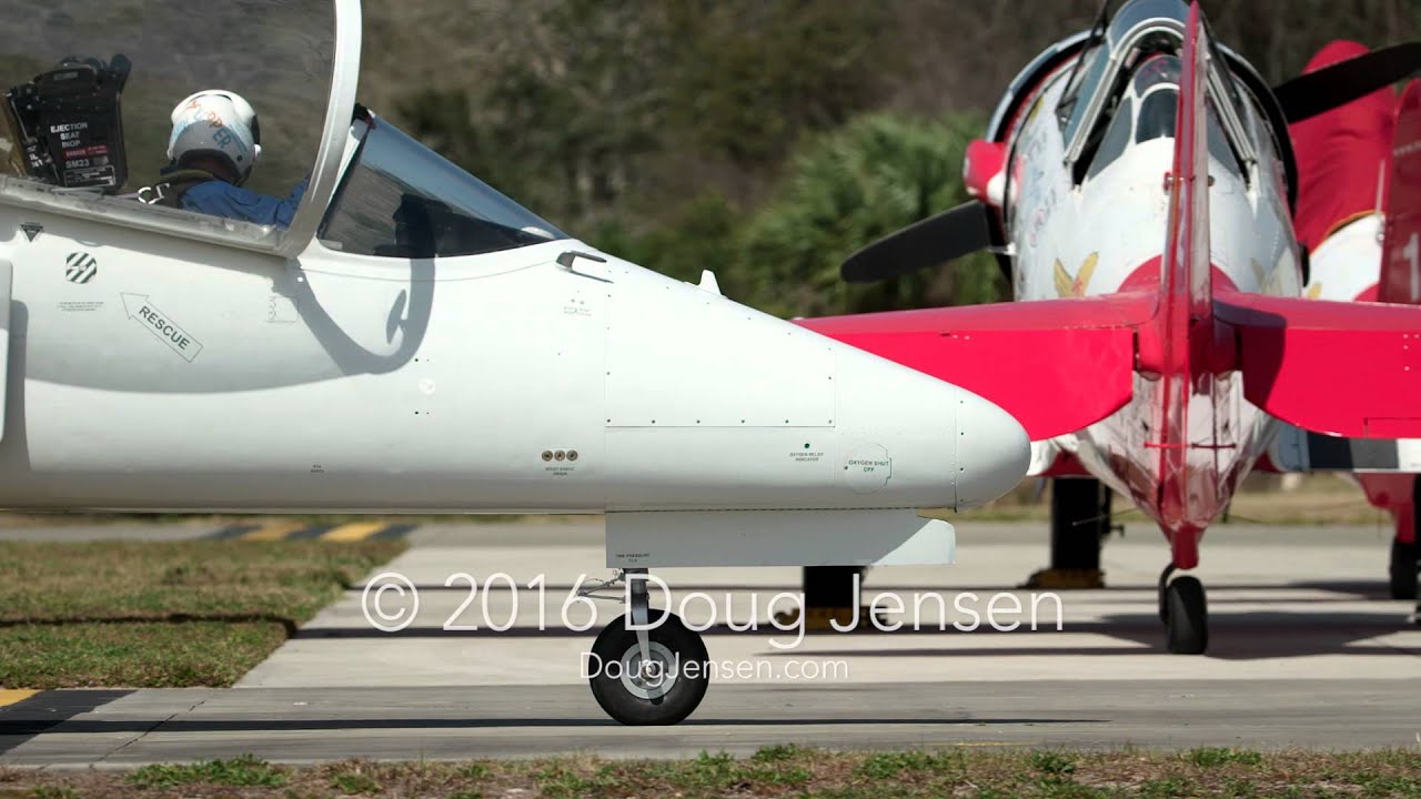 Valiant Air Command 2016 Airshow raw footage - YouTube