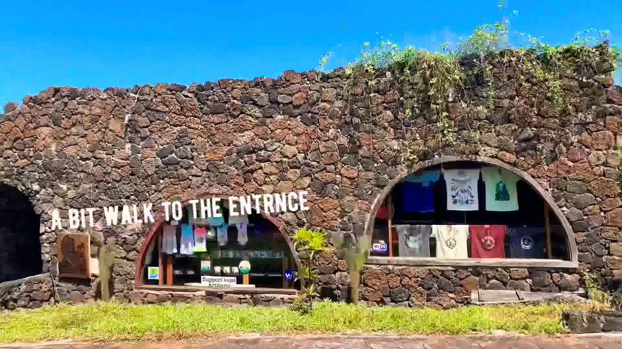 Visiting Charles Darwin Research Station. - YouTube