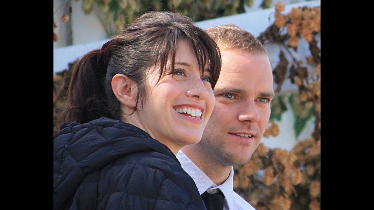 Doc Martin series 5 series 6 ?..Behind the scenes, Restaurant (youtube ...