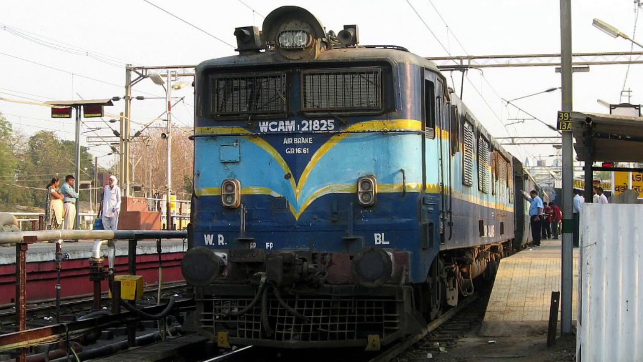 WCAM-1 sweet traction motor sound & as it shows superb acceleration to ...