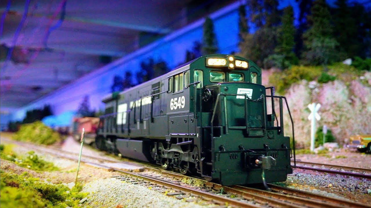 Model Railroading with US Model Train in HO Scale - YouTube