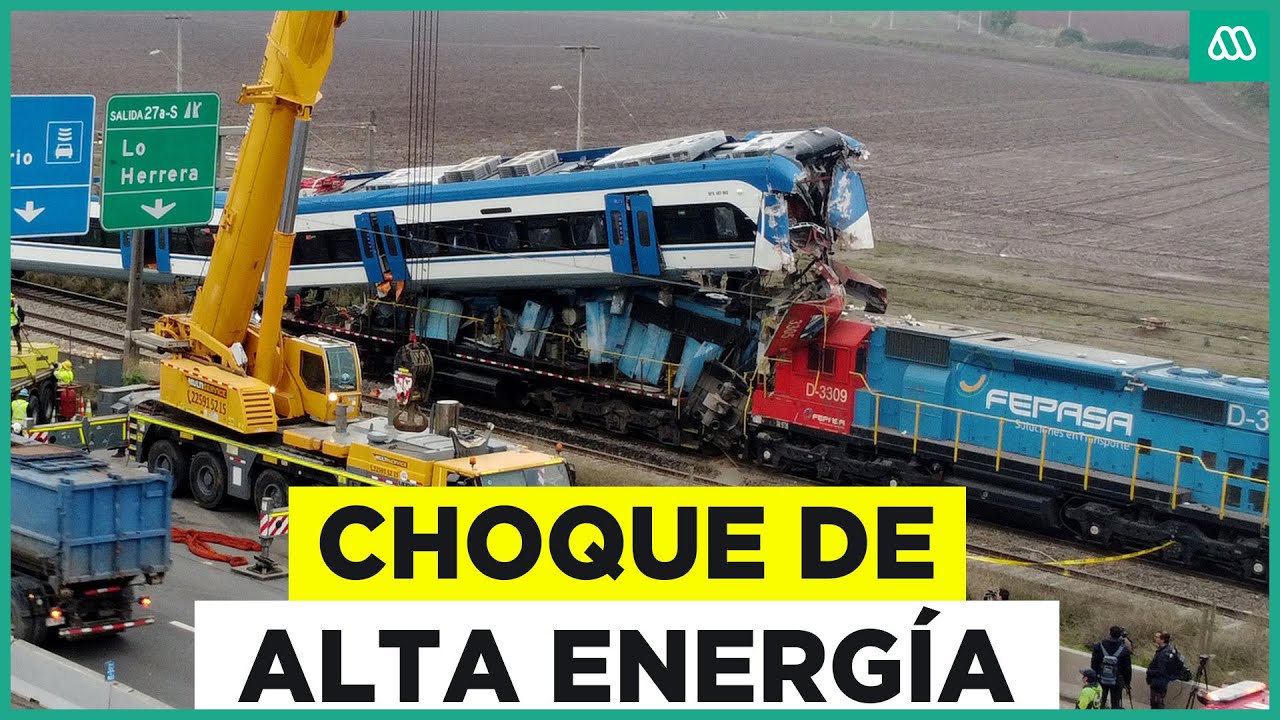 Trenes completamente destruidos: Las maniobras para retirar los carros ...