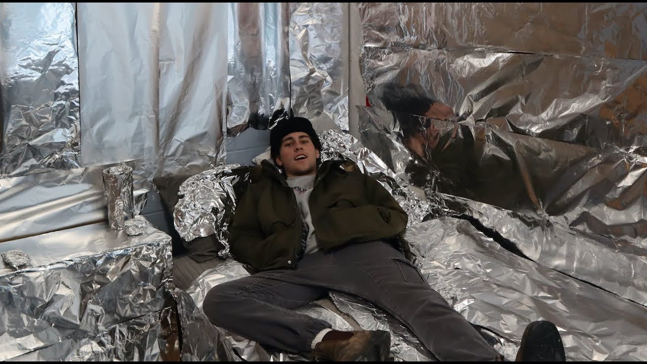 Tinfoil Prank on Friend (Crazy) - YouTube