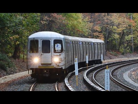 NYCT Staten Island Railway: R44 SIR Local Trains at Prince's Bay - YouTube