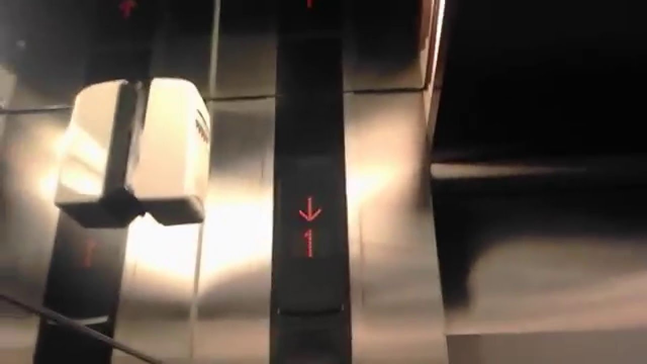 FAST Mitsubishi Traction Elevators at OCBC NISP Tower, Jakarta - YouTube