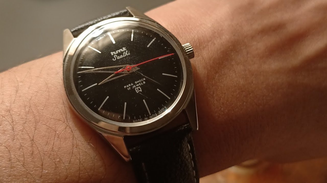 Unboxing an HMT Saathi Mechanical Watch. नई एच एम टी साथी - YouTube