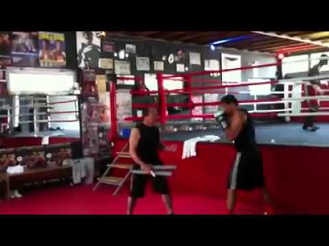Ismail Özen in training.mp4