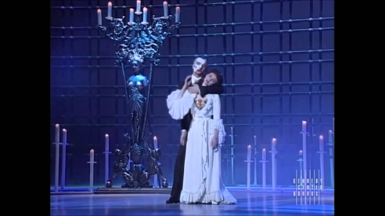 Davis Gaines - Music Of The Night (Phantom of the Opera) - YouTube