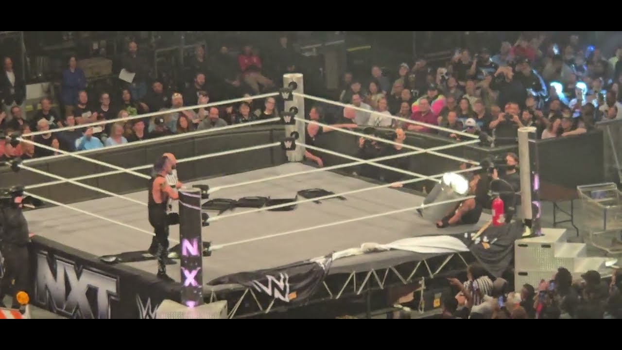 Epic street fight match - YouTube