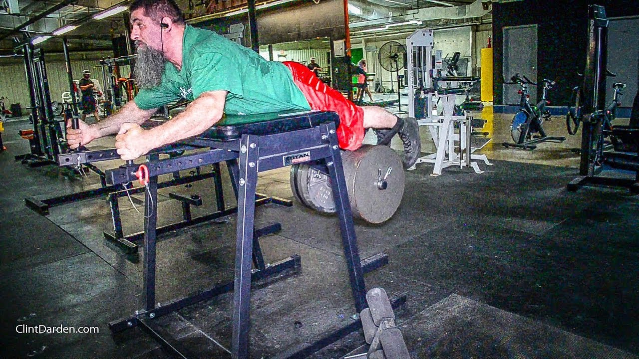 Reverse Hyper with 470 lbs - YouTube