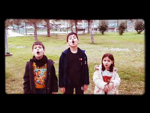 Alay marşı- Annem beni yetiştirdi bu ellere yolladı.