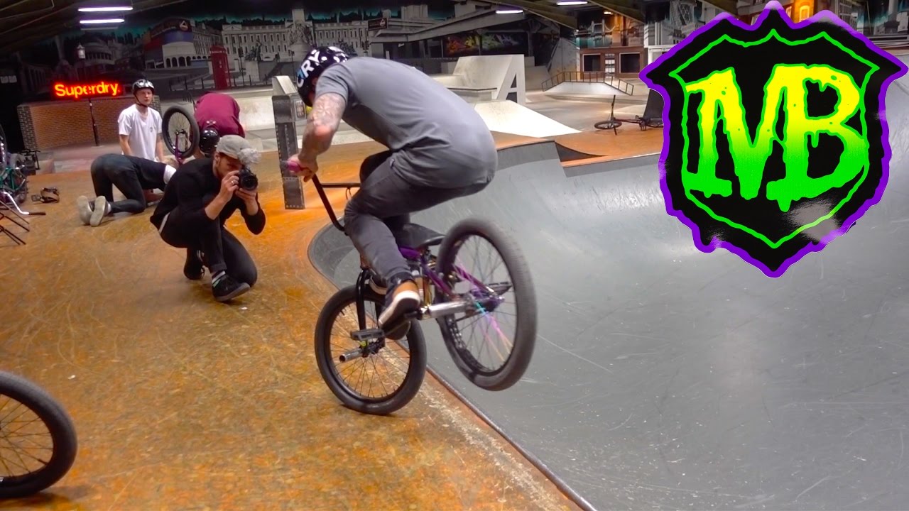 RIDING BMX WITH HARRY MAIN AND THE MAFIA BIKE CREW!! - YouTube