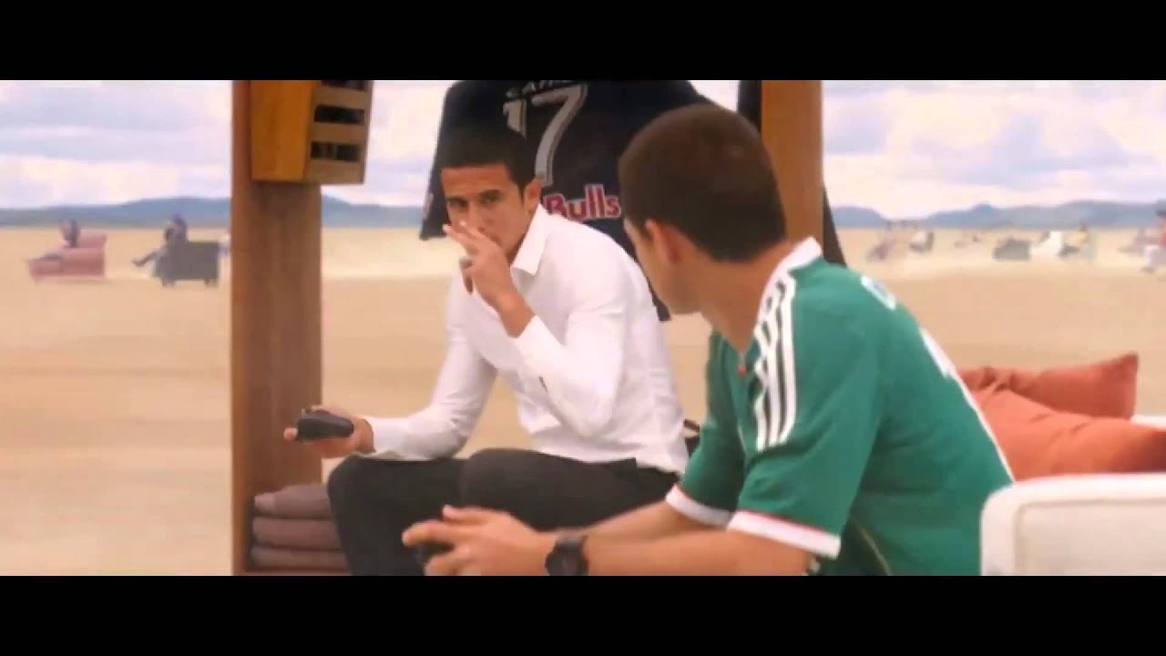 DRAKE in FIFA 2014 Commercial - YouTube