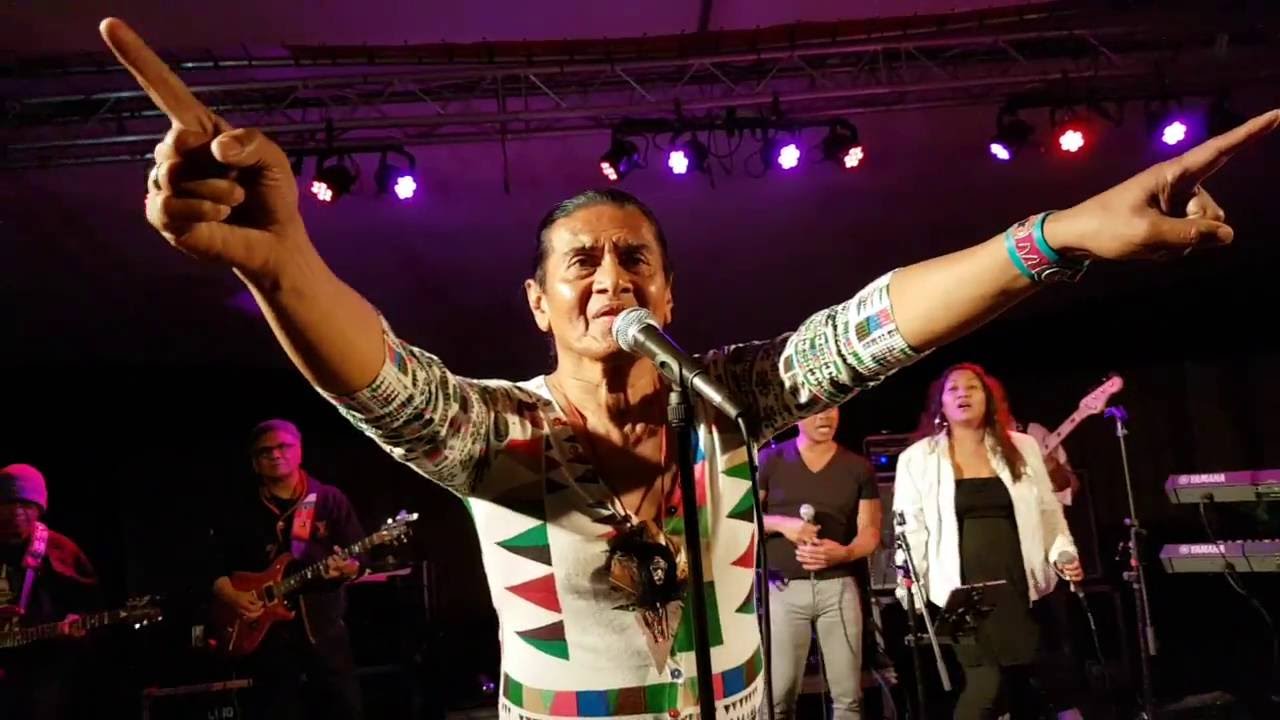 Massada - Sayang é (Live @ openluchttheater Nijverdal 18-06-2016 ...