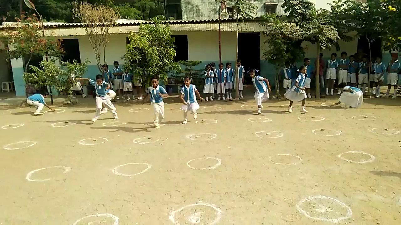 Potato race for kids (5 class students of xaviers) - YouTube