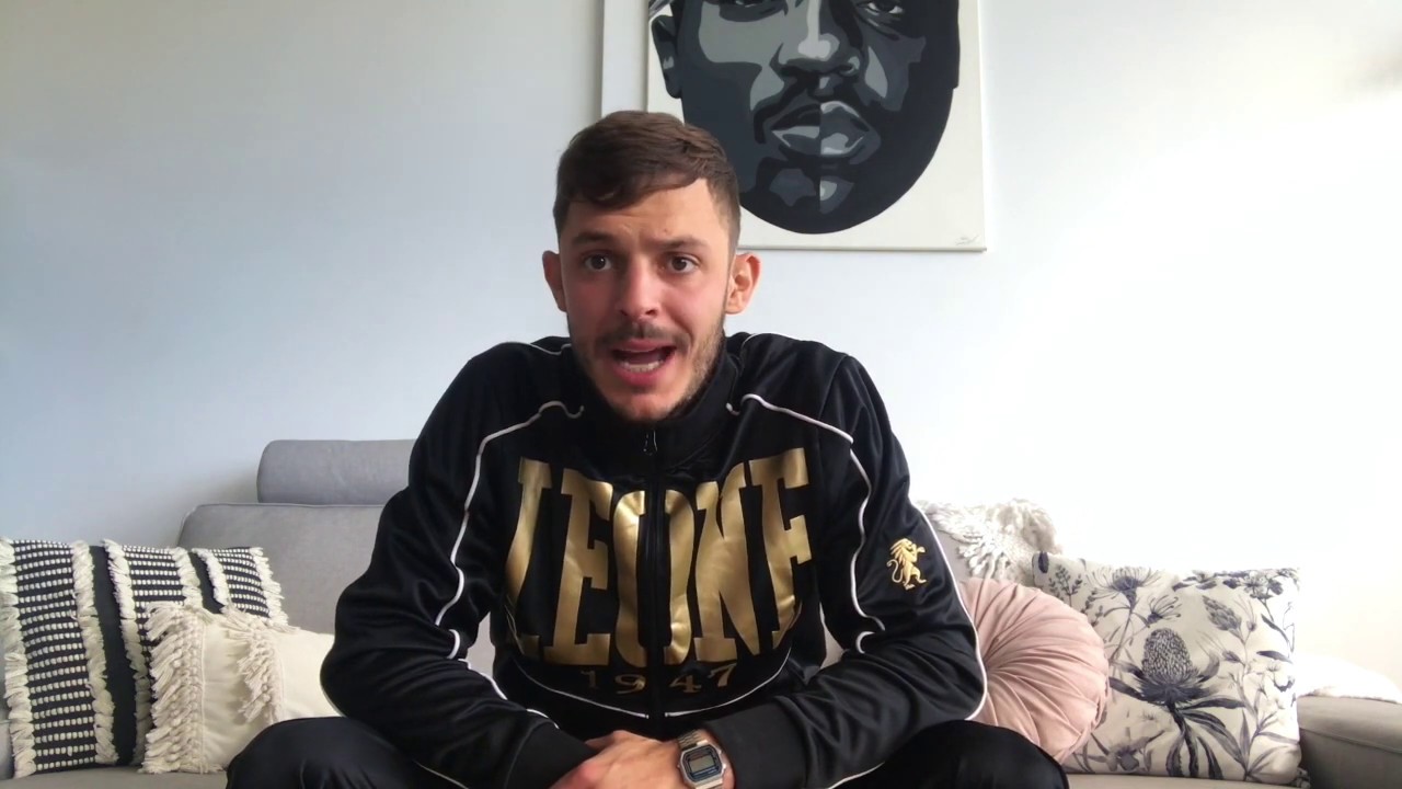 2-mins with Undefeated Pro Boxer, Danilo "Dash" Creati - YouTube