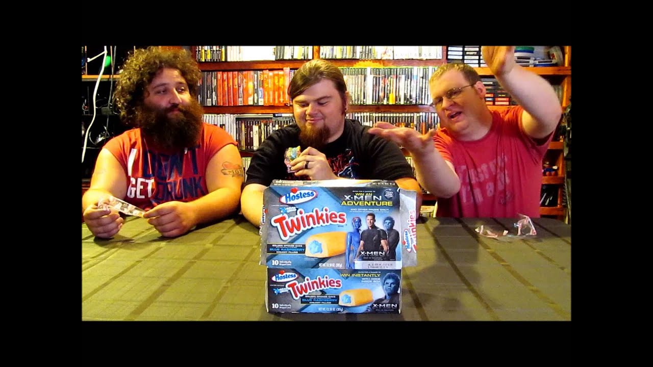Twinkies X-Men Blue Raspberry eXtreme Creme Review - YouTube