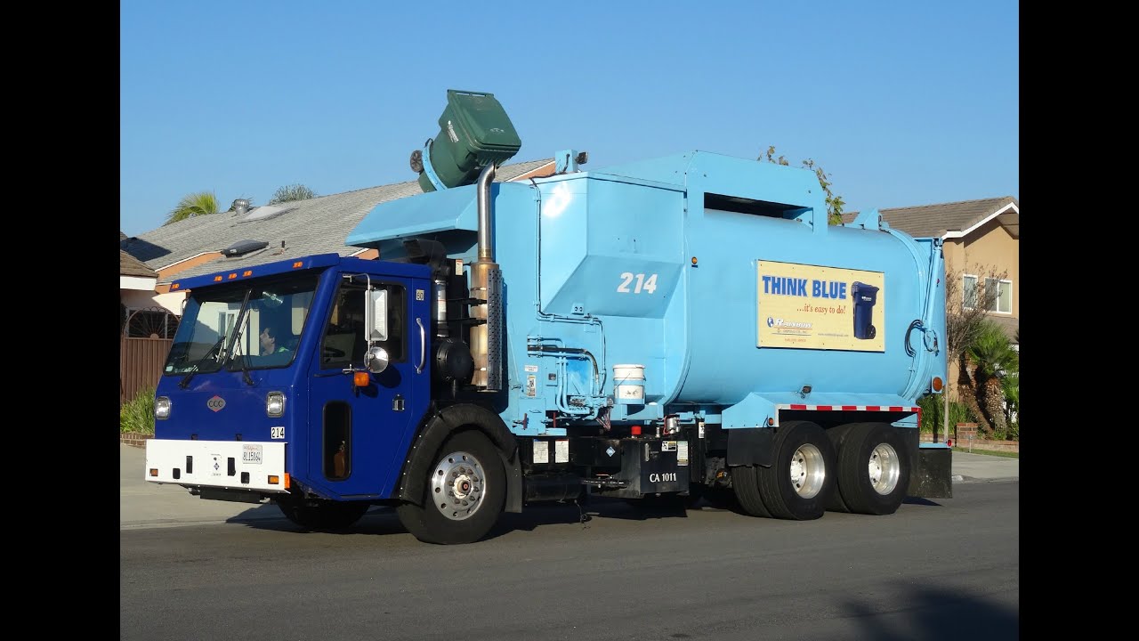 Rainbow's Last CCC LET2 Amrep HX-450ASL on Green Waste - YouTube