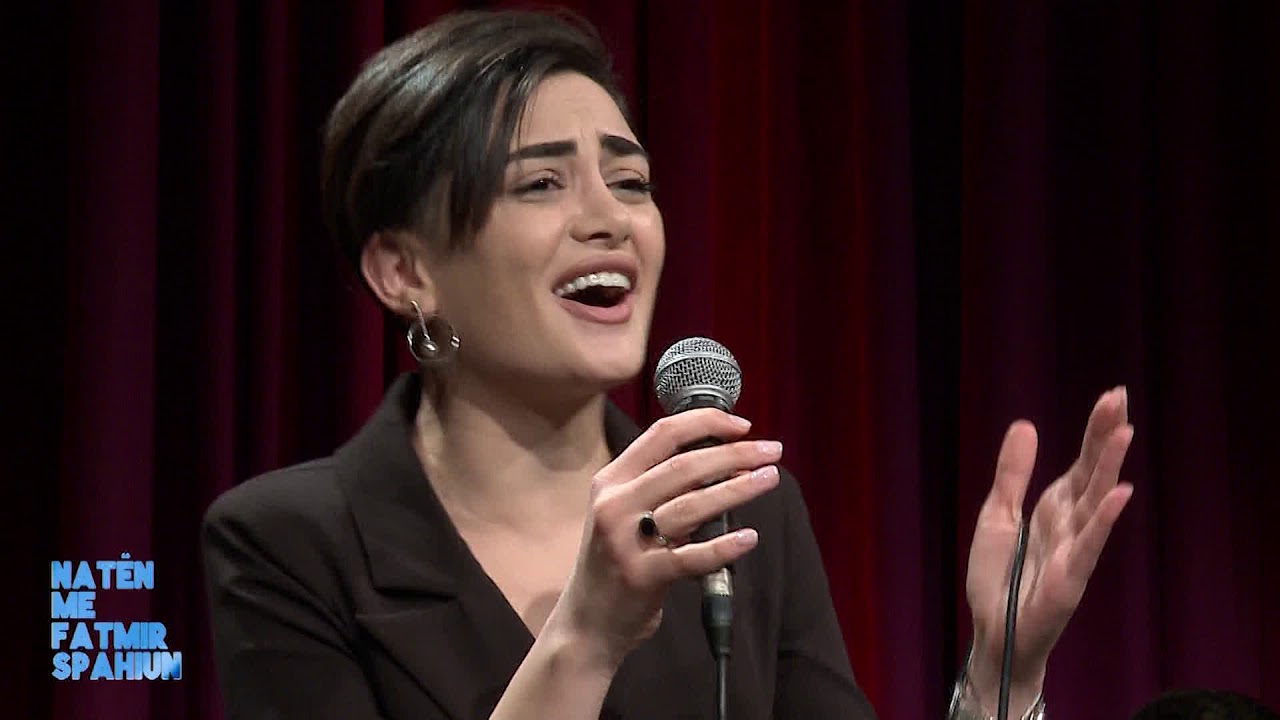 Albina Kelmendi - Qefin do ta boj (Live) - YouTube